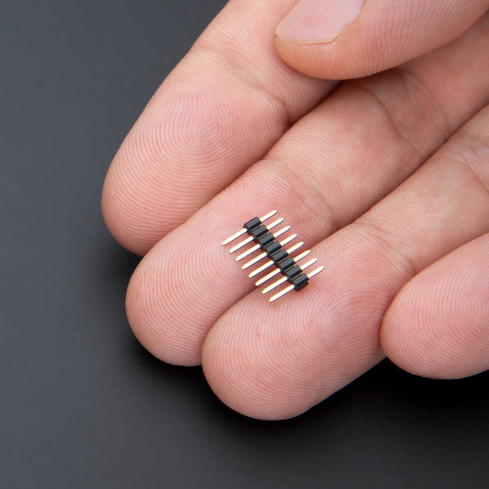 1x8 Male Pin Header TH - 1.5mm pitch (5 pcs)