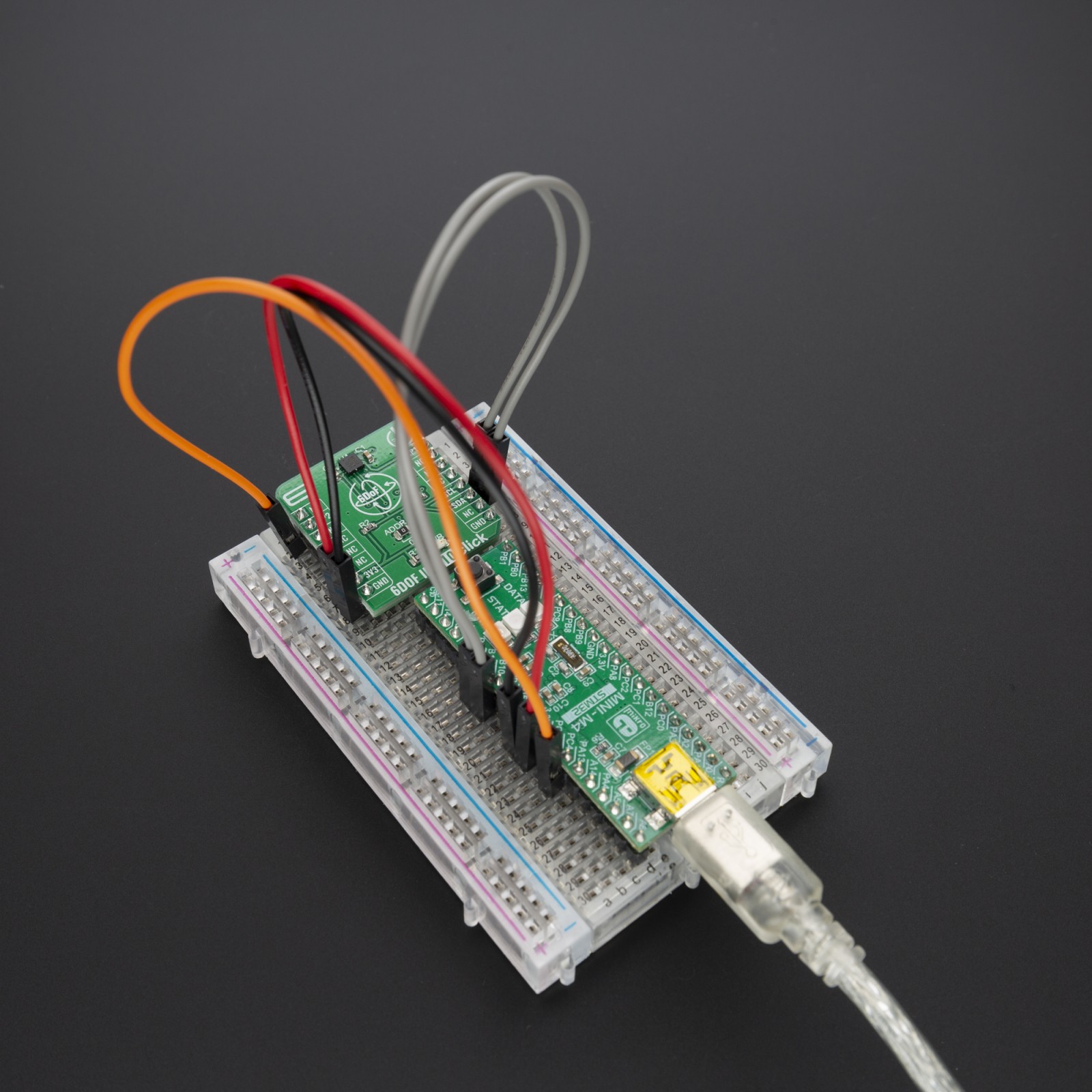 6DOF IMU 10 Click | Mikroe