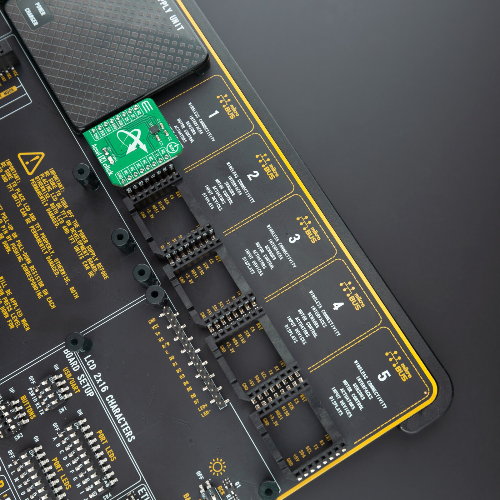 Accel 14 Click | Mikroe