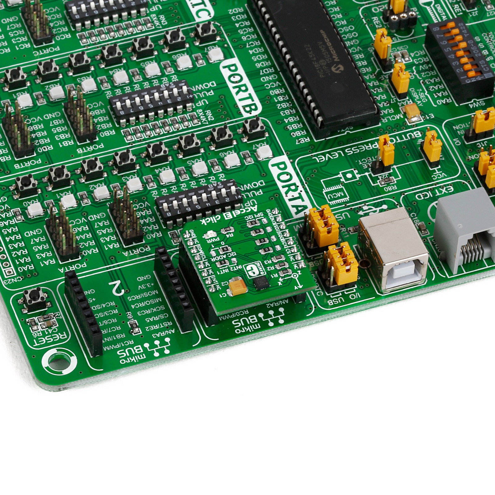 Accel 3 click – with H3LIS331DL high-g 3-axis digital accelerometer