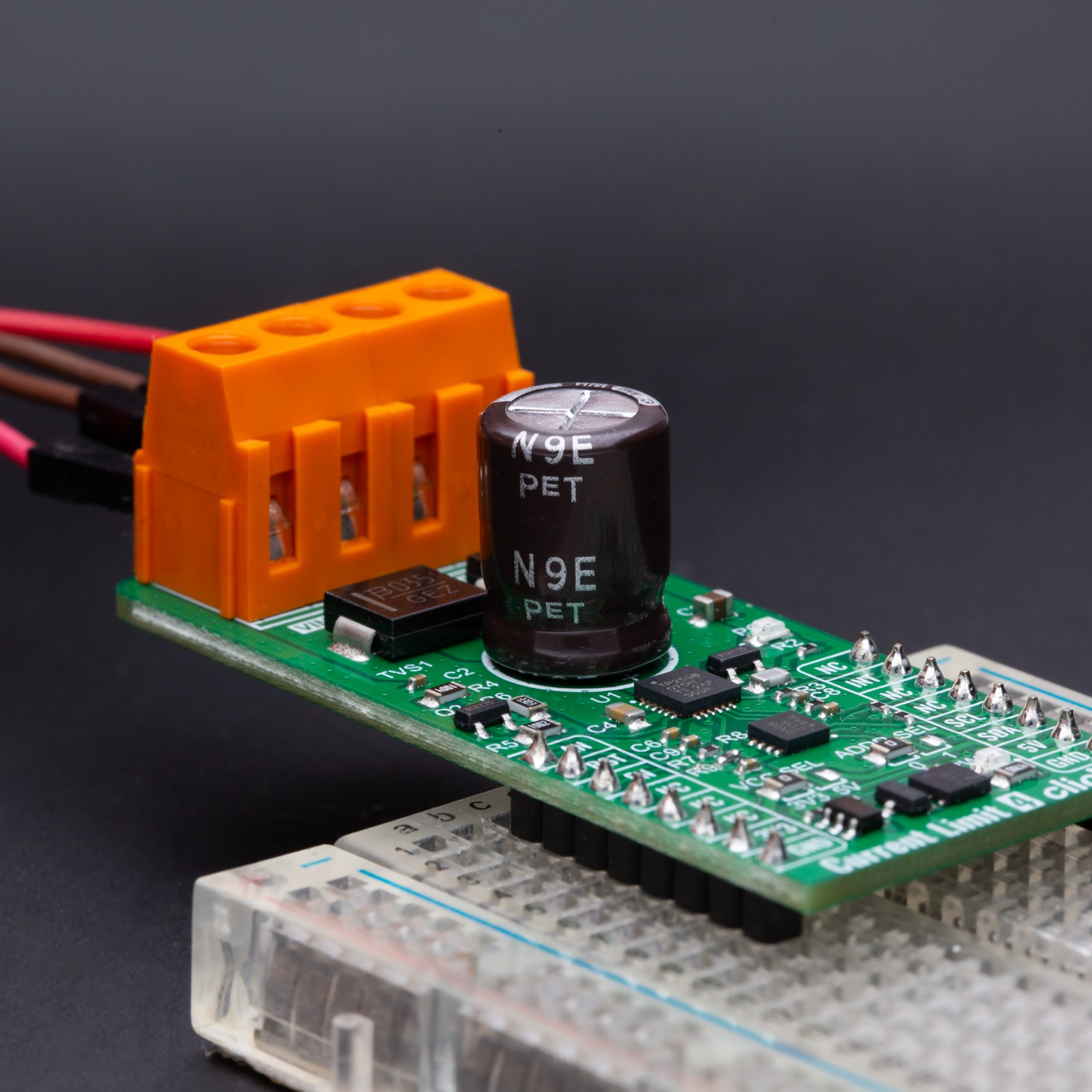 Current Limit 4 Click - 3mΩ smart eFuse | MIKROE-5900