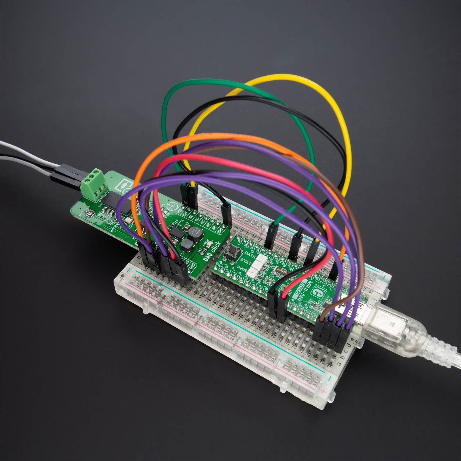 DAQ Click | ADAQ7768-1-Based Data Acquisition Module - MIKROE-4495