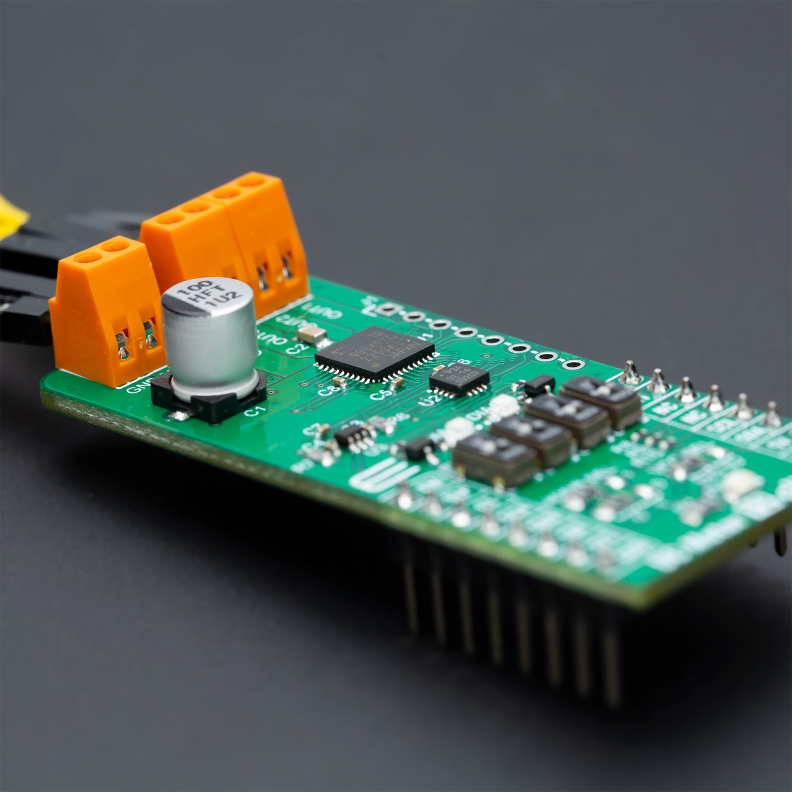 DC Motor 12 Click with TB9054FTG Motor Driver