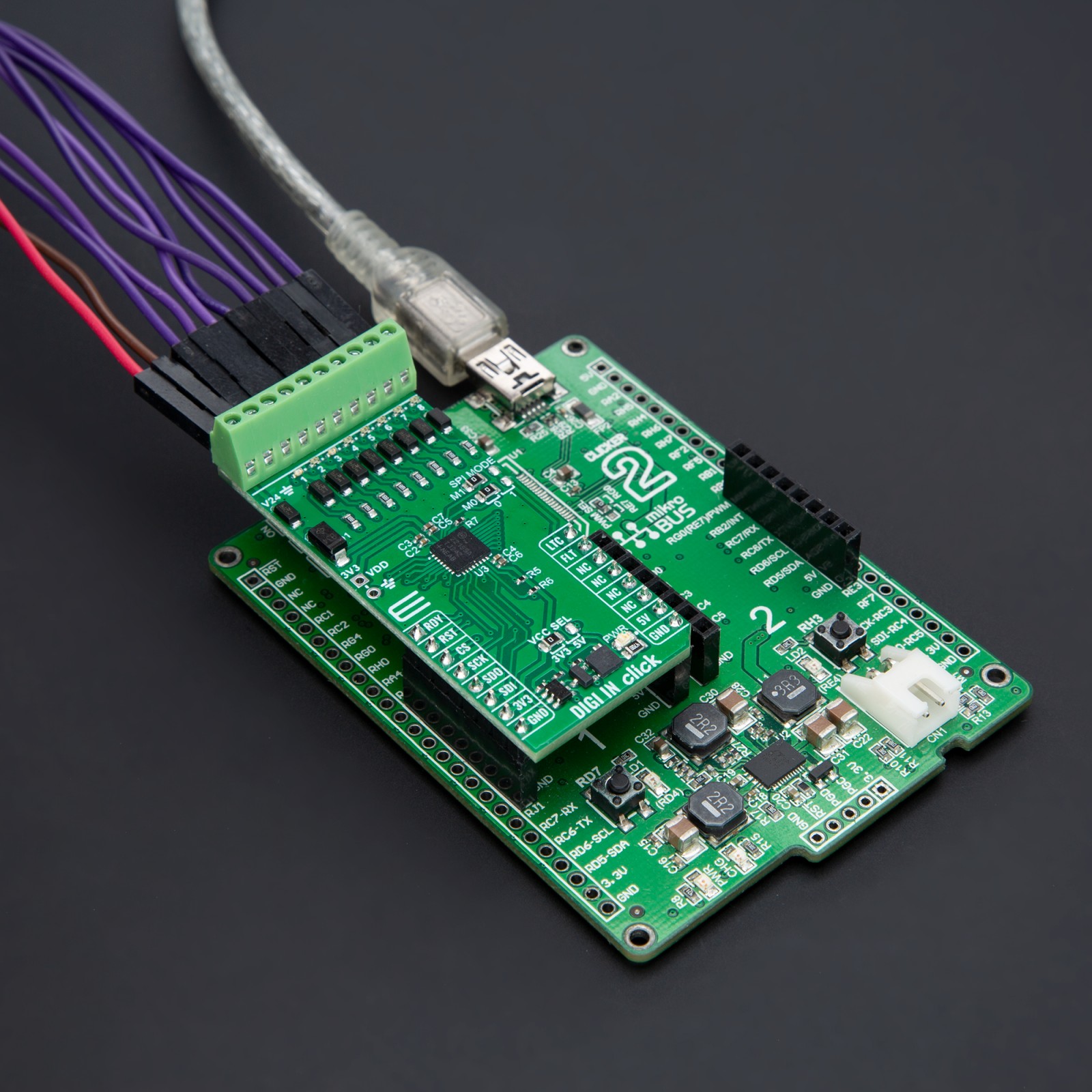 DIGI IN Click with MAX22199 for Robust Industrial Digital Input Reading