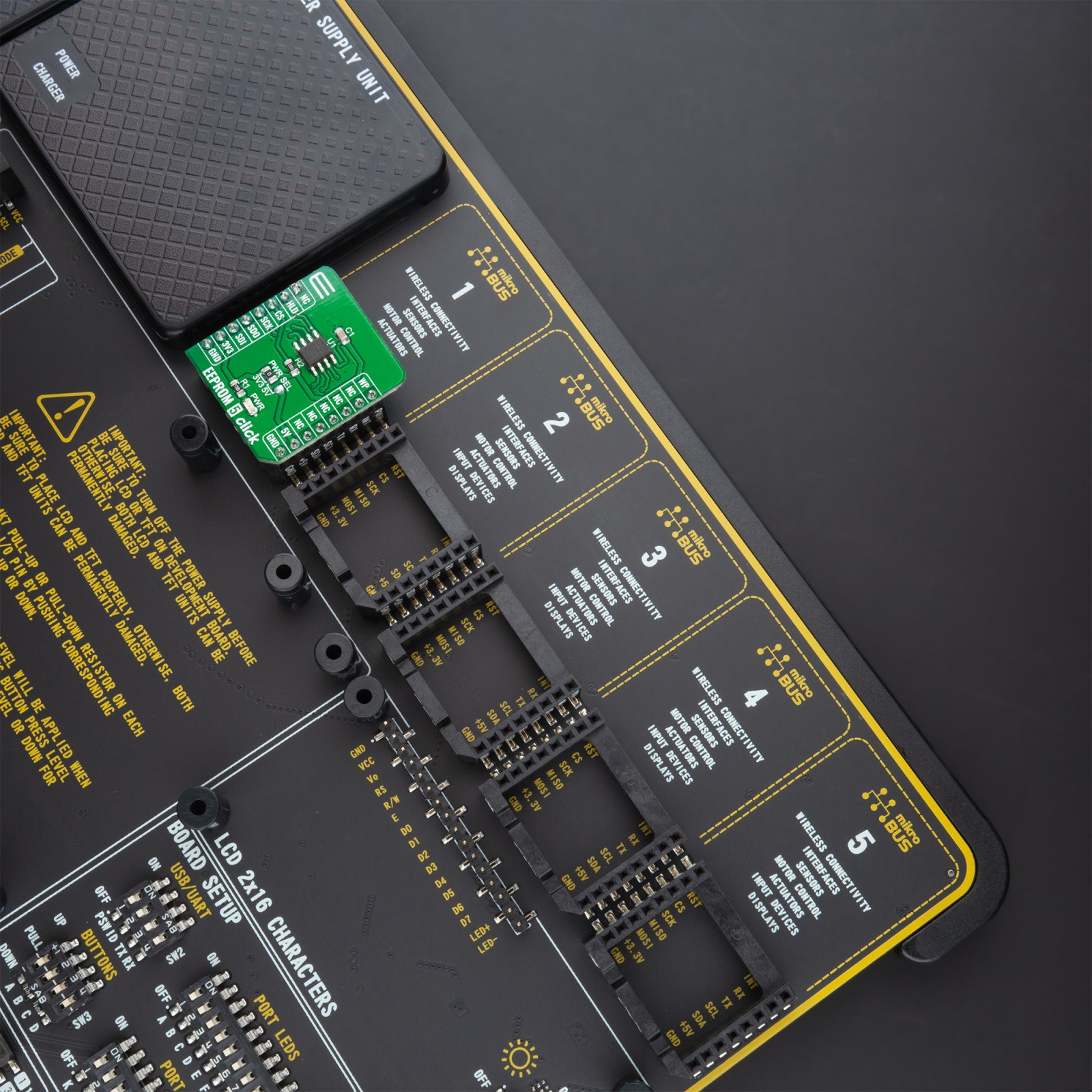EEPROM 5 Click | M95M04-Based 4Mbit SPI EEPROM Module - MIKROE-4422