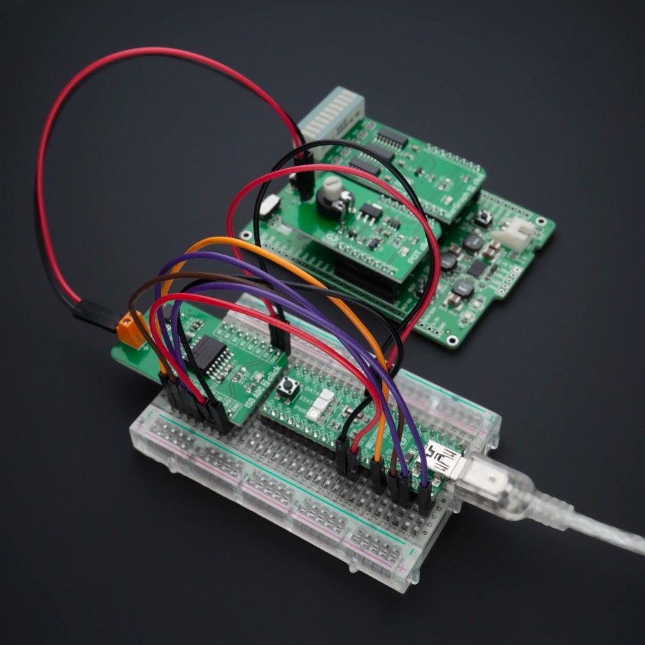 ISO ADC 2 Click | AD7091R Isolated ADC Module