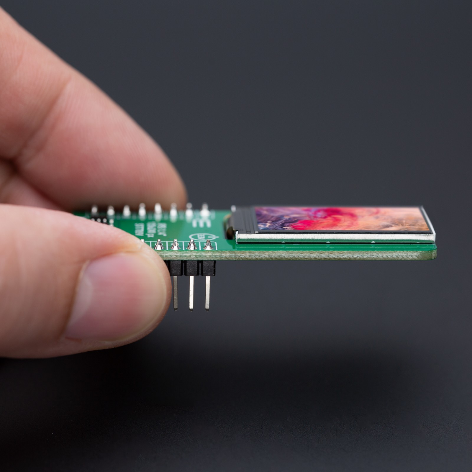 LCD IPS 1.14” Display - For clear and vivid visuals | MIKROE-6587