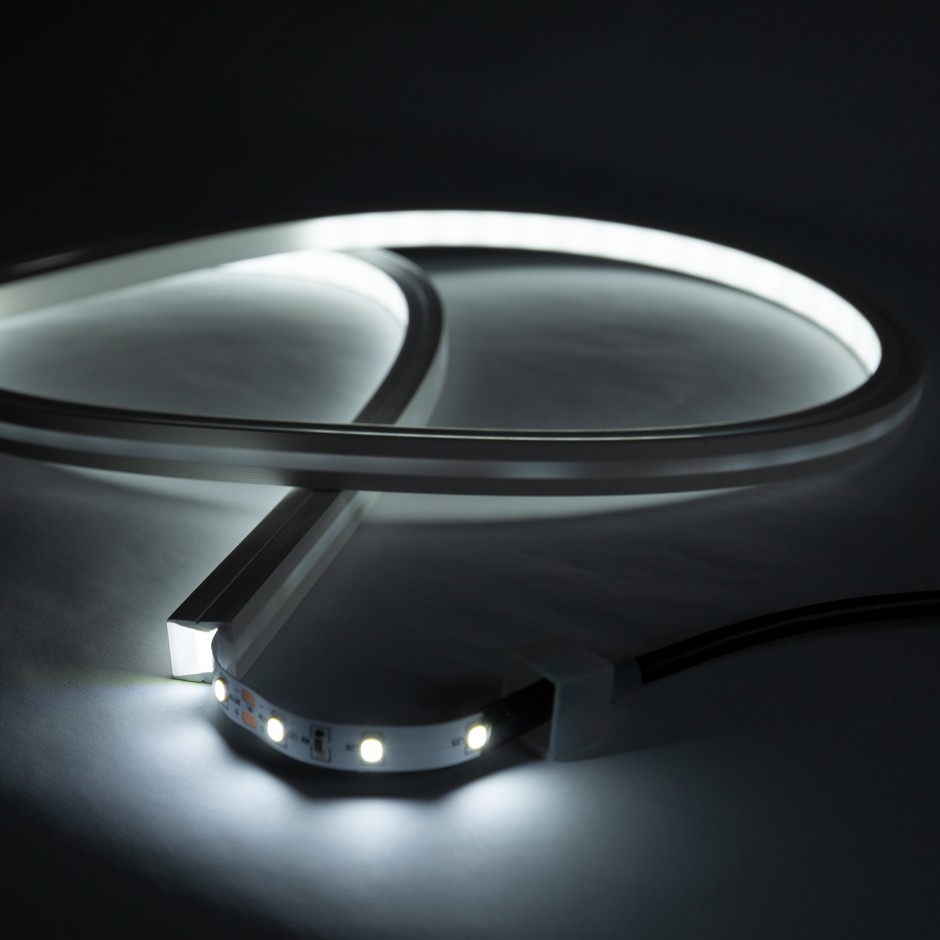 LED stripe 6W - 1.35m (with Silicon Flex Hose and DC cable Female)