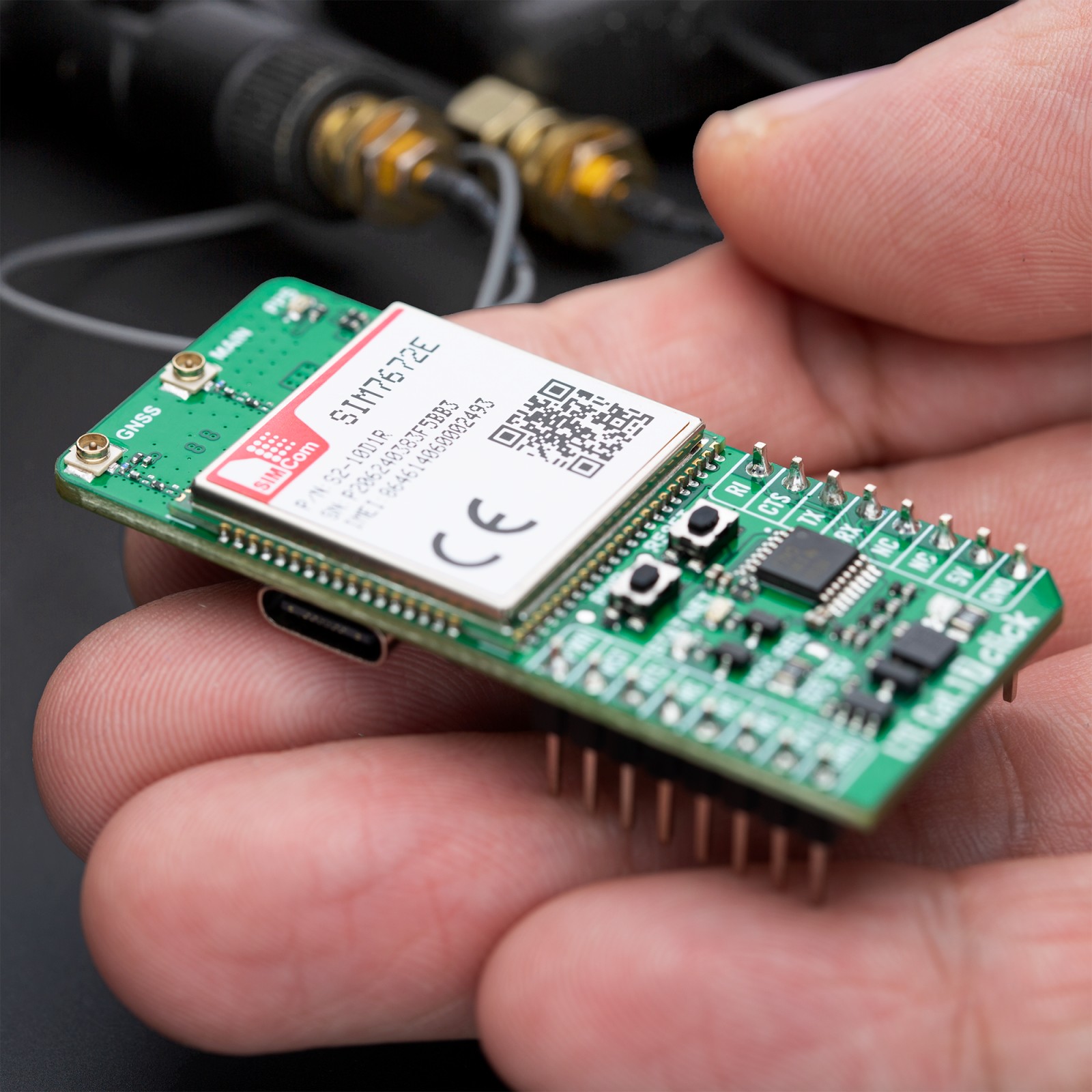 LTE Cat.1 7 Click - For LTE Cat 1 bis connectivity | MIKROE-6434