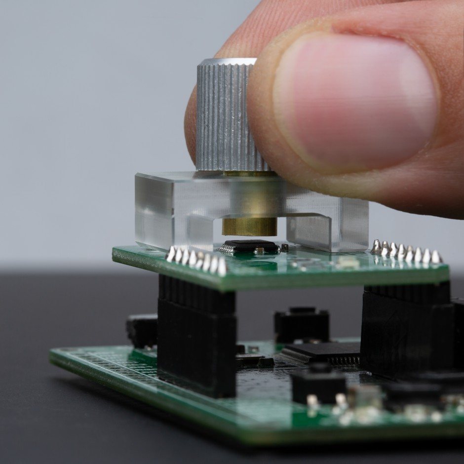 Magnetic Rotary 4 Click | Precise AS5047D 14-bit Magnetic Encoder