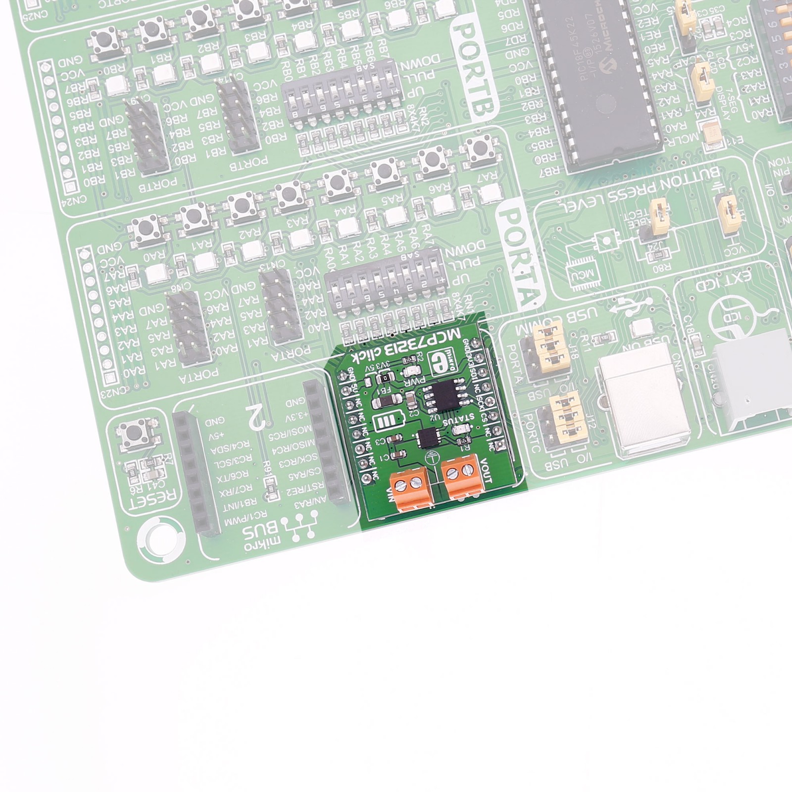 MCP73213 click — board with MCP73213 dual-cell Li-Ion/Li-Polymer battery charger