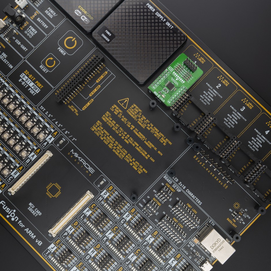 MUX 3 Click – TMUX1208 8-Input Analog Multiplexer | mikroBUS™