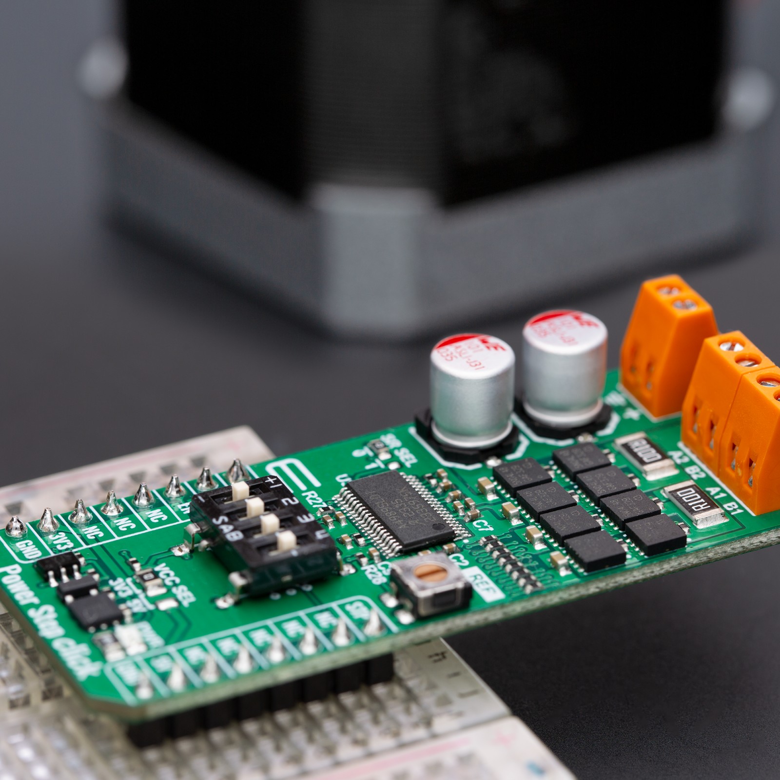 Power Step Click - For high-power bipolar stepper motors | MIKROE-6623