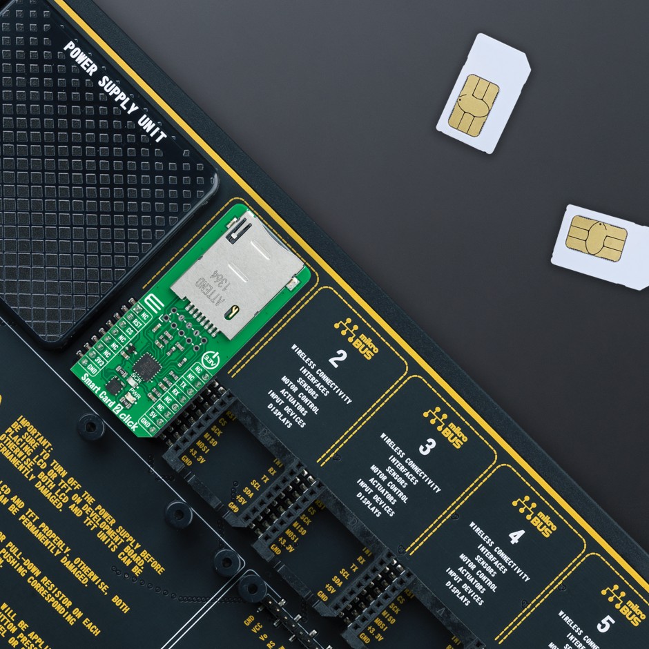 Smart Card 2 Click | SEC1210 Secure Smart-Card Interface Module