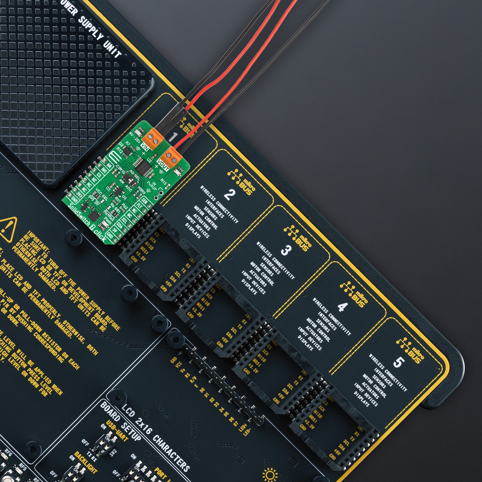 SolidSwitch 7 Click - Intelligent High-Side Power Switch | MIKROE-6721