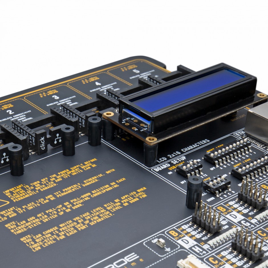 Spacers for display (4pcs)