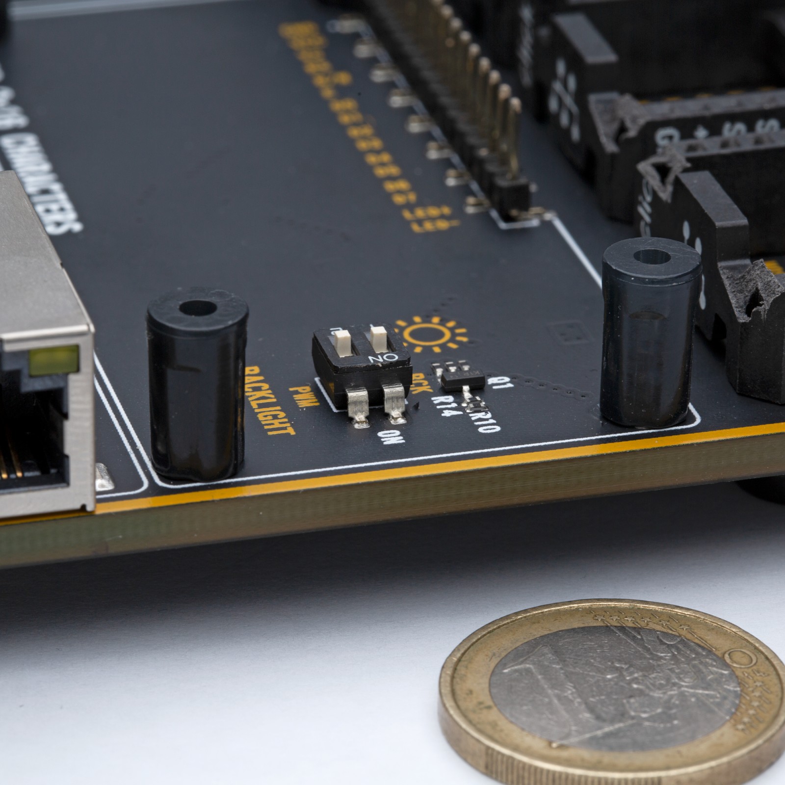 Spacers for display (4pcs)