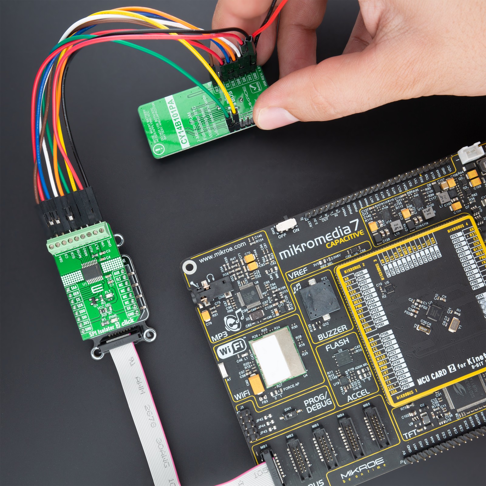 SPI Isolator 3 Click | Mikroe