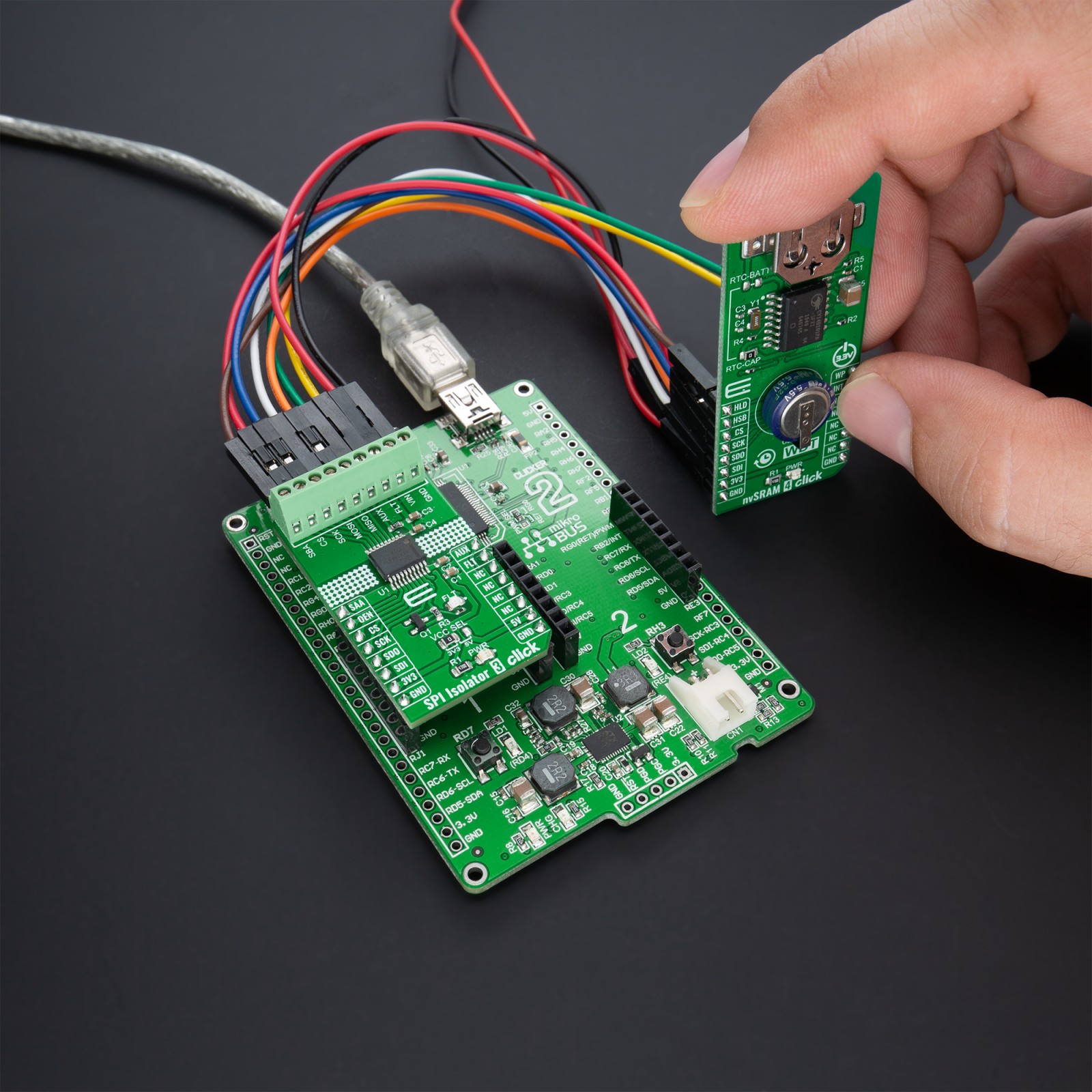 SPI Isolator 3 Click | Mikroe