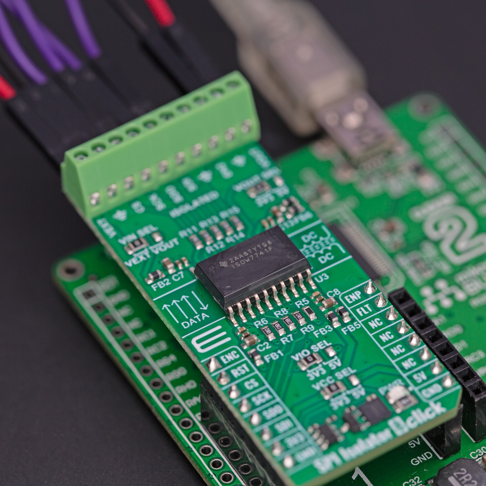 SPI Isolator 8 Click