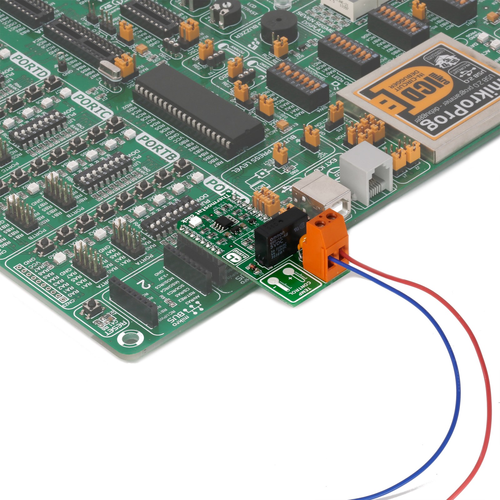 Thermostat click — board with MAX7502 digital temperature sensor