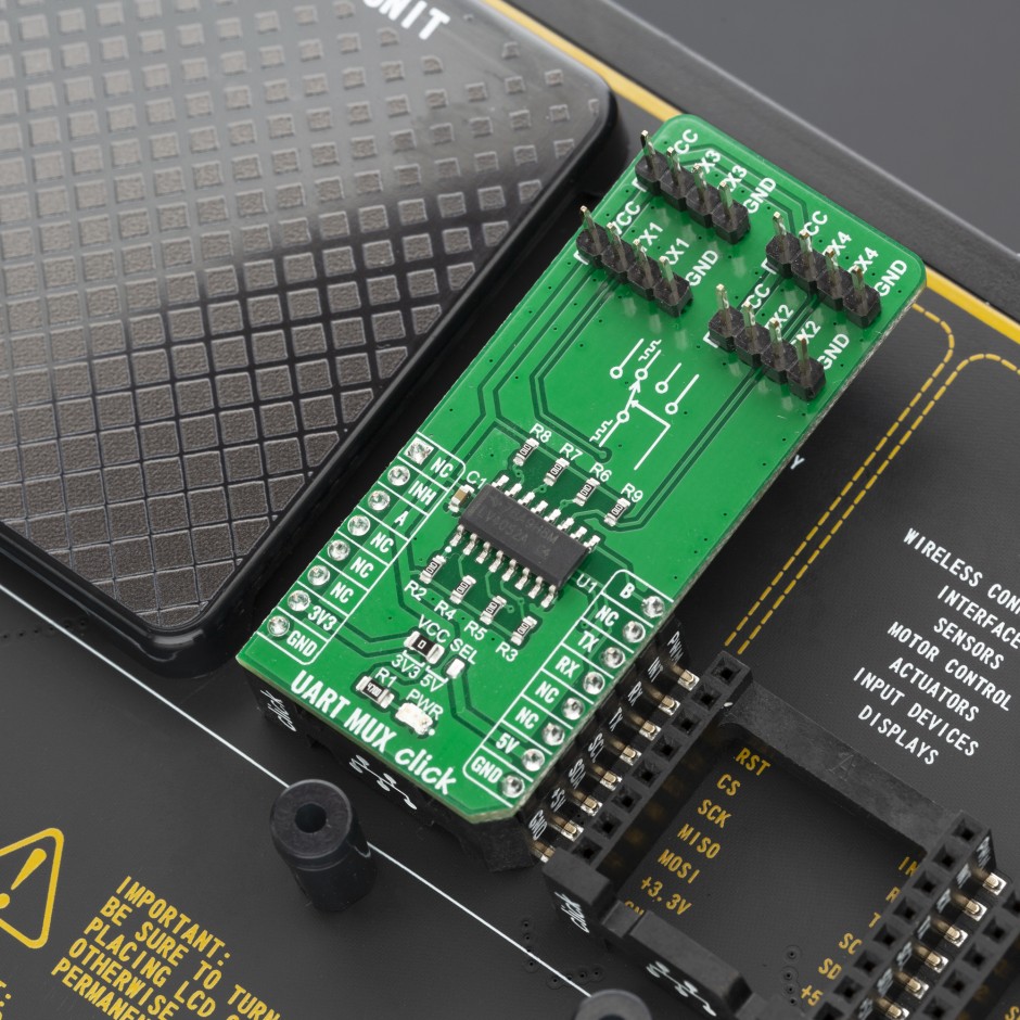 UART MUX Click | Mikroe