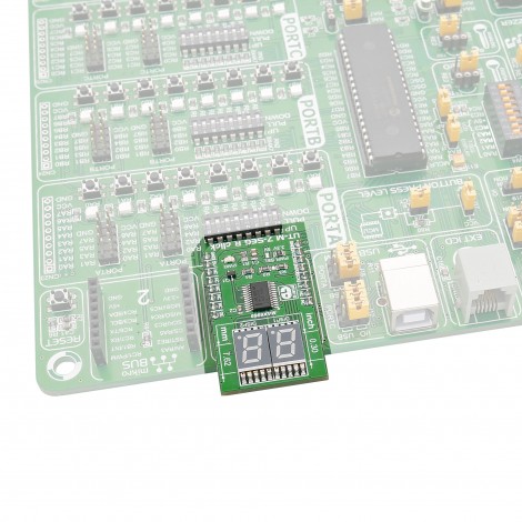 UT-M 7-SEG R click - board with two 7 segment displays | MikroElektronika